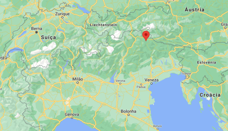 Lago di Braies: conheça um dos lagos mais bonitos da Itália | Viaja que ...